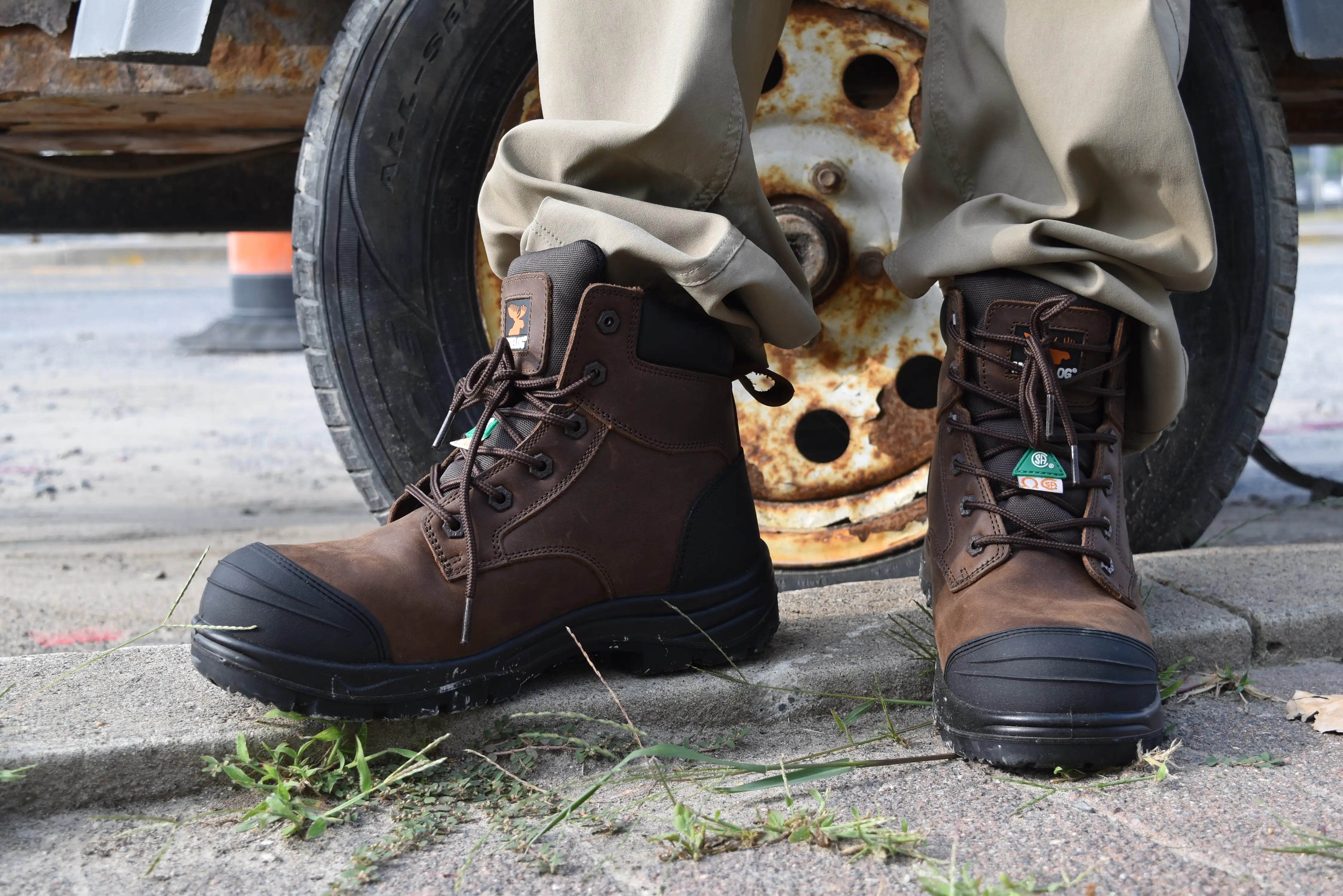 CSA Approved Safety Shoes: What You Need to Know – MooseLog